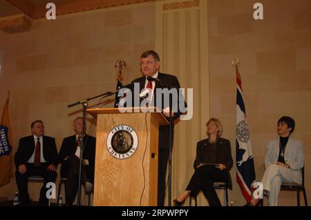 Wyoming Governor Dave Freudenthal speaking at Cheyenne, Wyoming ...