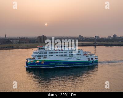 Victoria Of Wight Passenger Ferry. First hybrid energy ferry in England ...