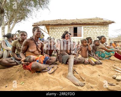 Madagascar, Mikea tribe Stock Photo - Alamy