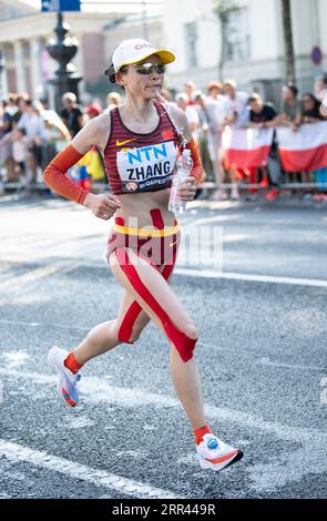 Deshun Zhang of China competing in the women’s marathon on day 8 of the ...