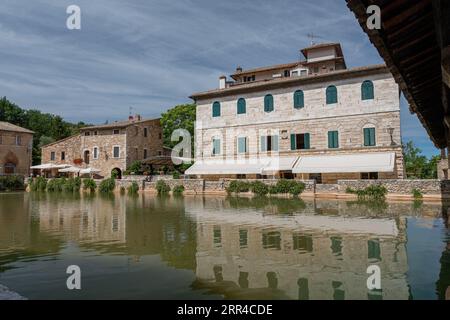 Thermal Bath in the Historic Center of Bagno Vignoni Stock Photo - Alamy
