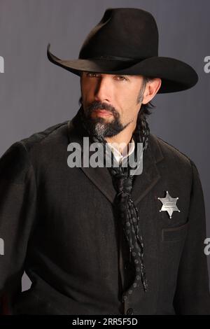 A Gunfighters Pledge TV Movie Stock Photo - Alamy