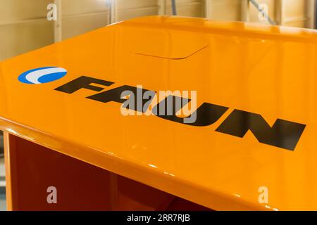 Sweeper manufacturer FAUN Viatec GmbH, historic sweeper from the 60s ...