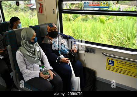 210411 -- KOTA BHARU, April 11, 2021 -- The Diesel Multiple Unit train ...