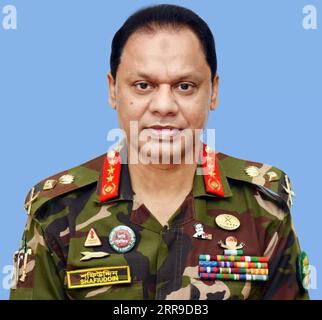 Aziz Ahmed, chief of army staff, Bangladesh Army, and U.S. Army Maj ...