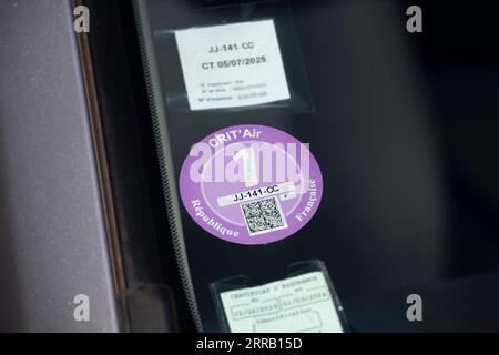 Crit'Air sticker displaying the "Crit'Air 1" rating. This sign is for ...