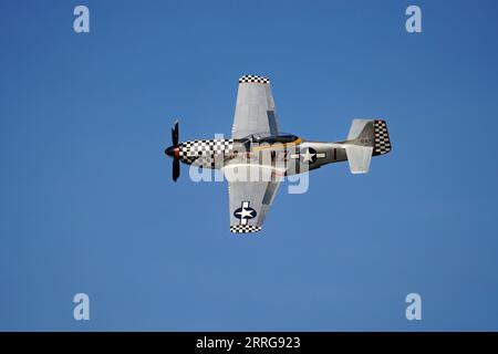 North America P-51 Mustang Contrary Mary displays at the Cosby Victory ...