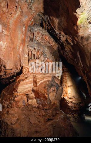 Inside Kents Cavern prehistoric cave Stock Photo - Alamy