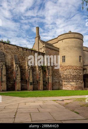 Stone Walls and Grounds at Nottingham Castle, UK Stock Photo - Alamy