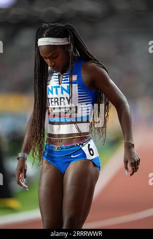 Twanisha Terry participating in the 4X100 meters relay at the World ...
