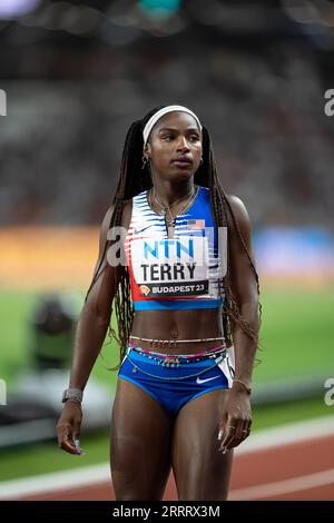 Twanisha Terry participating in the 4X100 meters relay at the World ...