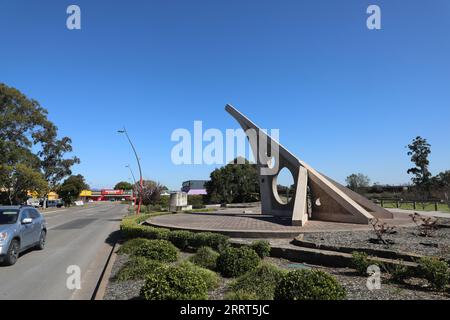 Singleton Sundial, tourist attraction in Singleton, New South Wales ...