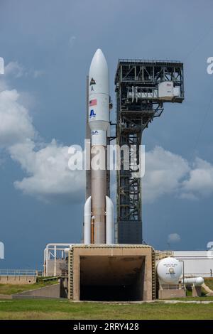 The United Launch Alliance Atlas V booster rocket carrying the NASA ...
