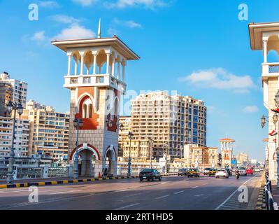Famous Stanley Bridge on the promenade of Alexandria, sunny day ...