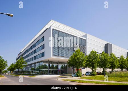 The newly opened Bosch factory in Dresden - in the heart of Silicon ...