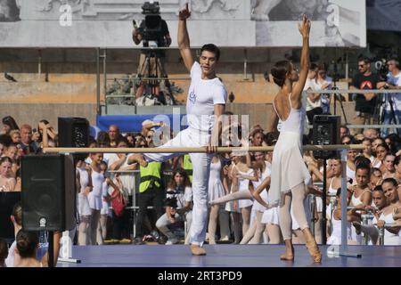 Milan, Italy. 10th Sep, 2023. Final event in Piazza Duomo of the dance ...