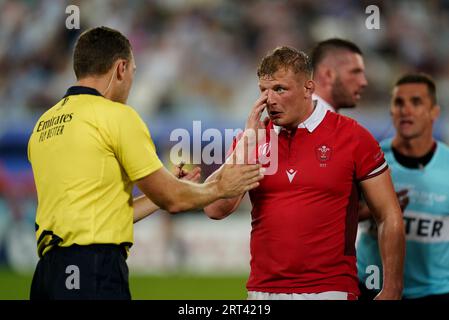 Wales' Jac Morgan speaks with the referee during the Guinness Men's Six ...