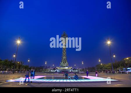 China tangshan Phoenix sculpture night scene Stock Photo - Alamy