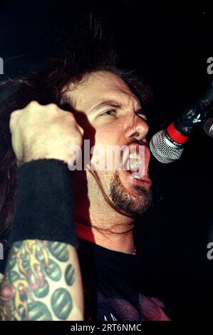 Milan Italy 1995-10-16 : David Vincent singer and bassist of the Morbid ...