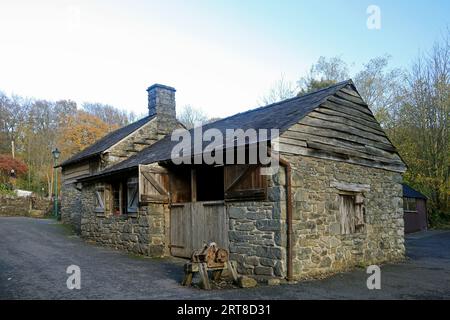 Llawr y Glyn smithy, Blacksmiths forge, Saint Fagans museum, Cardiff ...