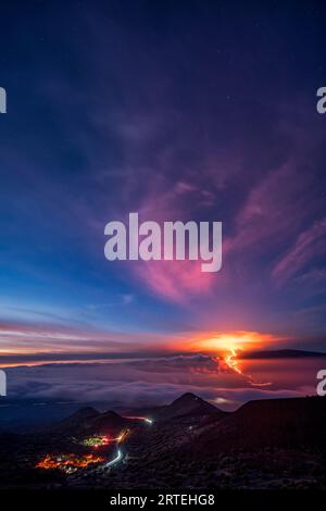 Stunning overview of the 2022 eruption and lava flow of Mauna Loa Volcano (Moku‘āweoweo, the ...