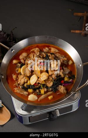 Frog with Pickled Pepper, bullfrog in sour soup，Sautéed Bullfrog with ...