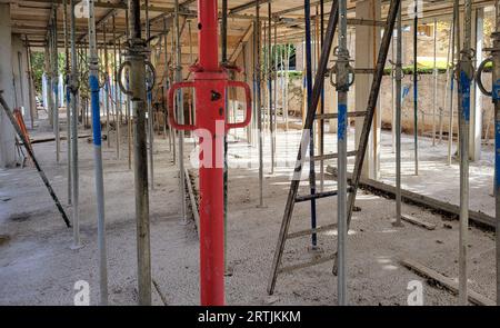 Progressive Construction: Contemporary Home Rising with Scaffolding and ...