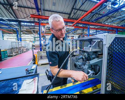 Fulda, Germany. 06th Sep, 2023. A diesel locomotive of Netz ...