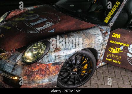 Night shoot with a Porsche 911 GT2 with a custom rusty 'rat car' wrap ...