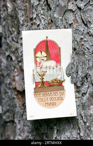 Holy eucharistic image. Lamb of God Stock Photo - Alamy