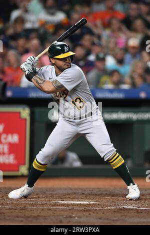 Oakland Athletics second baseman Jordan Diaz (13) batting in the top of ...
