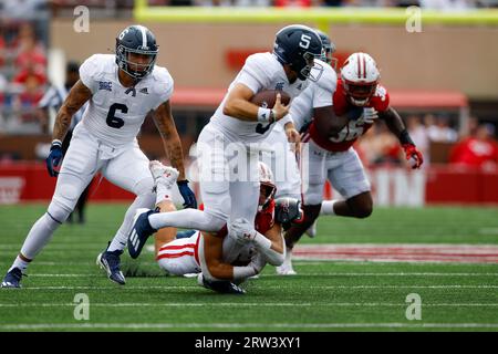 September 16, 2023: Wisconsin Badgers offensive lineman Riley Mahlman ...