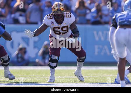 Minnesota offensive lineman Aireontae Ersery speaks during a press ...