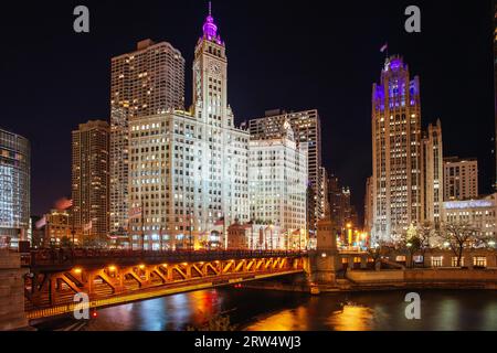 Chicago, USA, November 20th 2013: Chicago River at Dusk from the ...