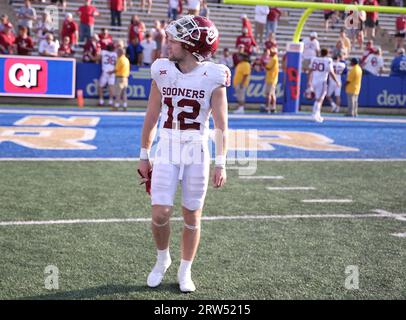 Oklahoma wide receiver Drake Stoops (12) celebrates a touchdown during ...