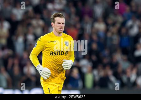 UTRECHT - Heracles Almelo goalkeeper Michael Brouwer during the Dutch ...