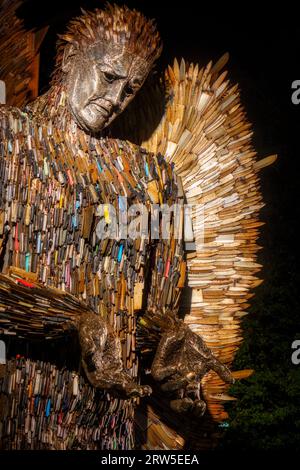 The Knife Angel - Contemporary sculpture formed of 100,000 knives ...