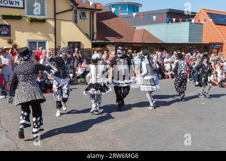 Molly Dancers at the Potty Festival in Sheringham Stock Photo - Alamy