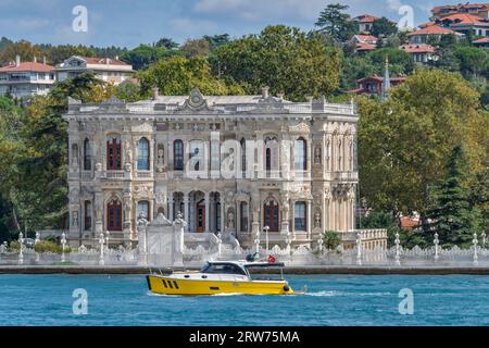 The Kucuksu Pavilion in Beykoz district of Istanbul, Turkey Stock Photo ...