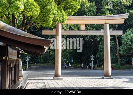 The massive Ni no Torri gate or second Torri at the entrance to the ...