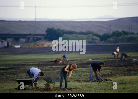 Miners strike 1984 Shirebrook Colliery Derbyshire. Striking miners ...