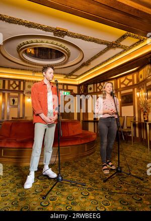 Rhiannon Chesterman and Daniel Cahill recording West End New Friends at ...