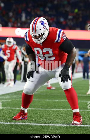 Defensive tackle Davon Godchaux (92) takes on center Cesar Ruiz (51 ...