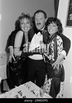 LONDON, UK. November 6, 1986: Actors Gordon Kaye & Su Pollard backstage ...