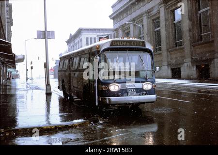 General Motors bus Stock Photo - Alamy