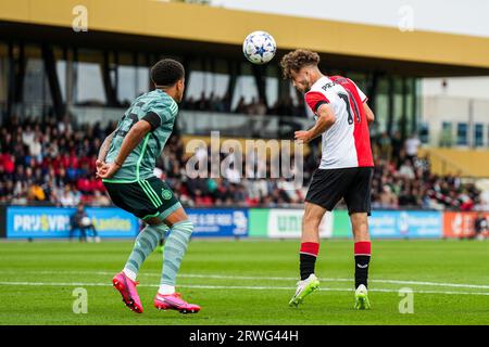 Rotterdam - Aymen Sliti of Feyenoord O19, Josh Dede of Celtic O19 ...