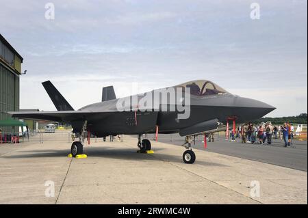 - Cameri (Novara) military airport, open day, visitors waiting to visit ...