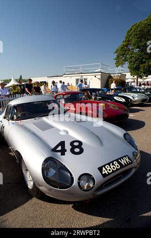 1964 Jaguar E-type Lightweight ' low drag' driven by Gary Pearson ...
