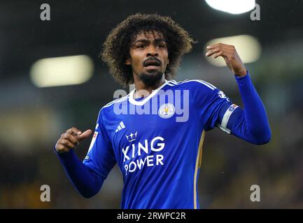 Hamza Choudhury #20 of Leicester City and Jamie Vardy #9 of Leicester ...