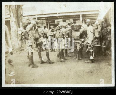 WITH THE KING'S AFRICAN RIFLES ON THE KENYA FRONT - An officer of the K ...